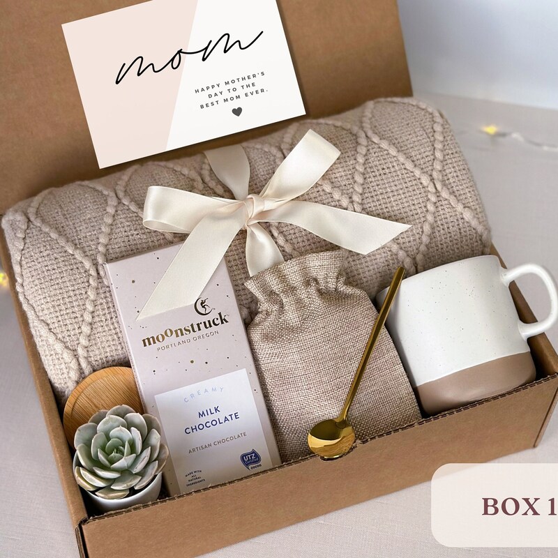 Mothers Day Gift Box - 60+ Gift Ideas for 2025