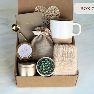 Classy Gift Basket for Women , Cozy Gift Box With Blanket, Socks ...