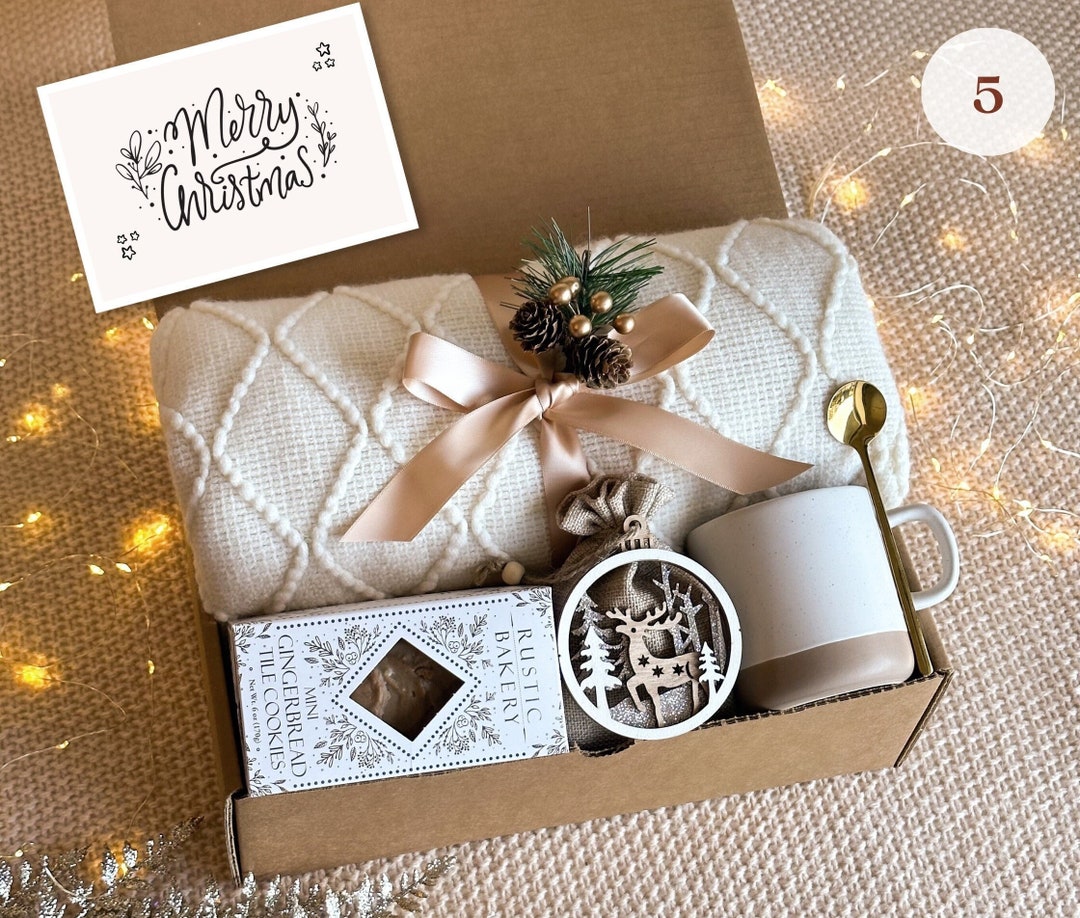 Holiday Gift Box, Christmas Gift Idea, Warm Gift, Winter Gift Box ...