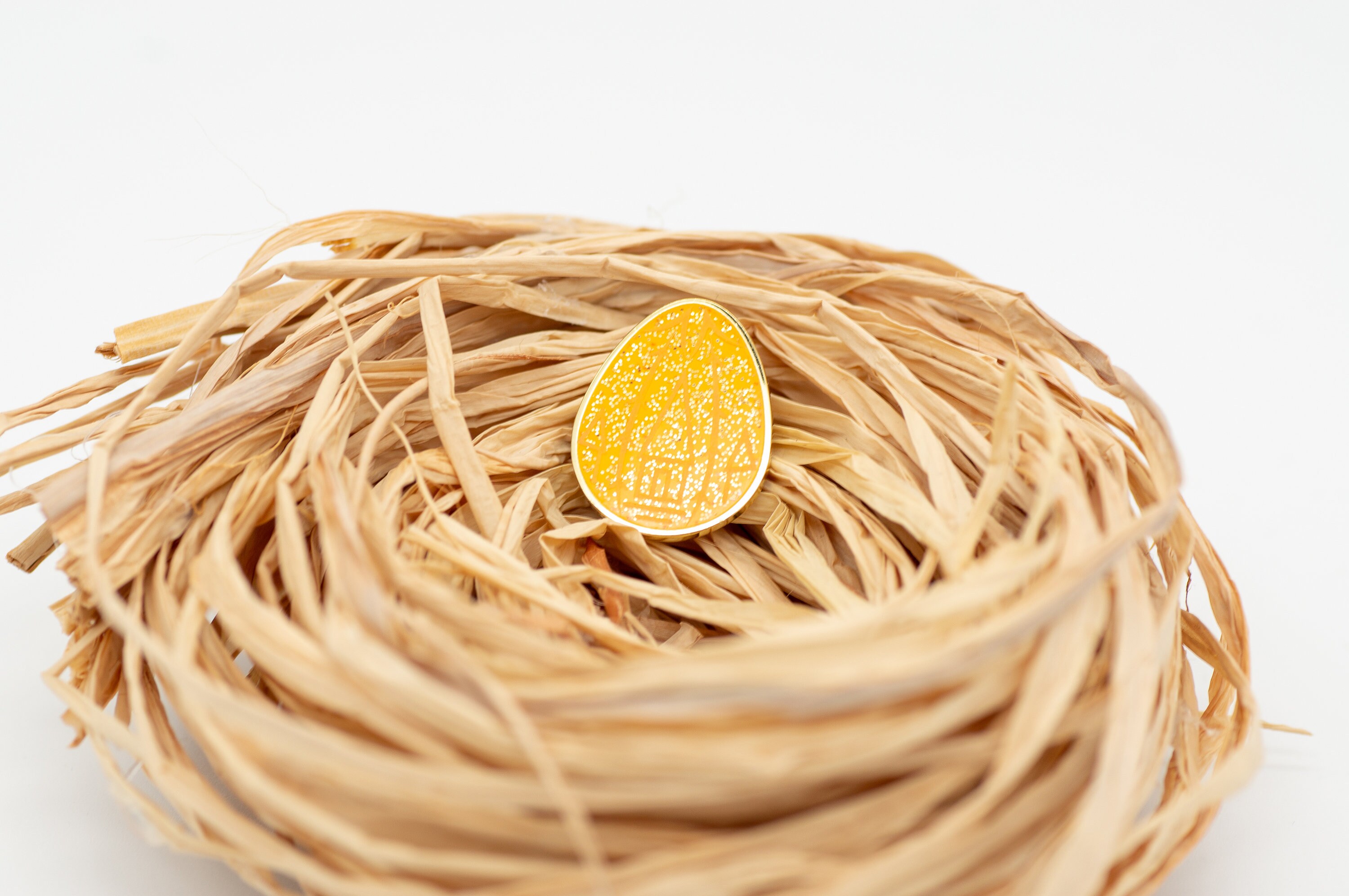 Golden Clue Dragon Egg Enamel Pin - Etsy