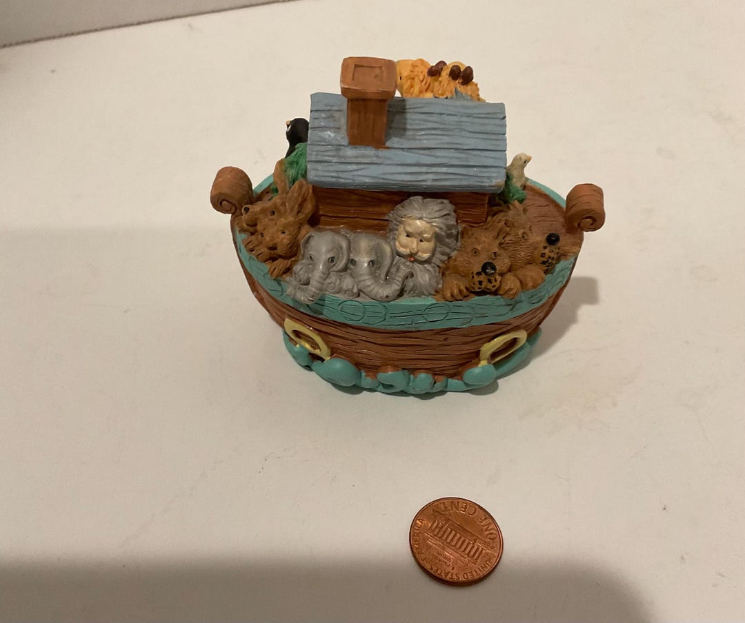 Noah’s Ark Figurine - Etsy