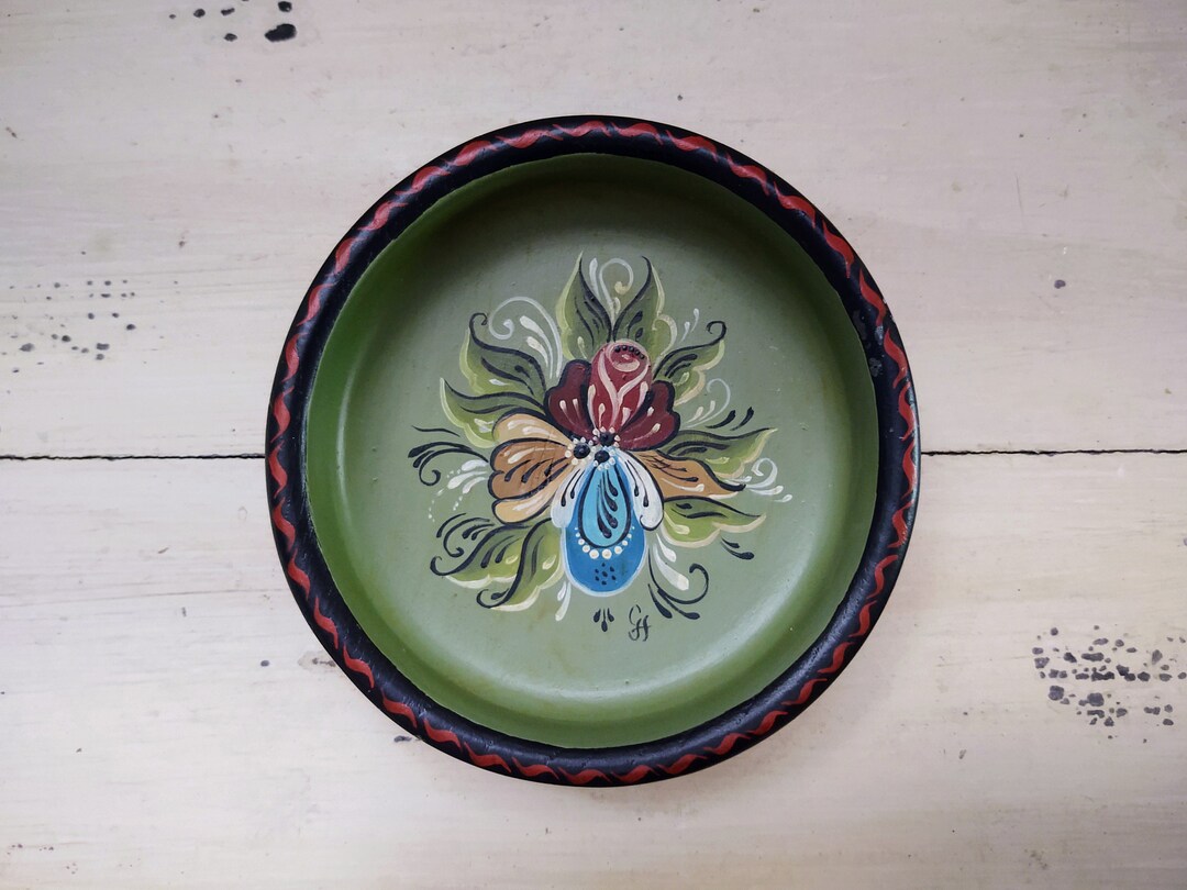 Handpainted Wooden Bowl by Gisela Hoege, Folk Art Decor - Etsy