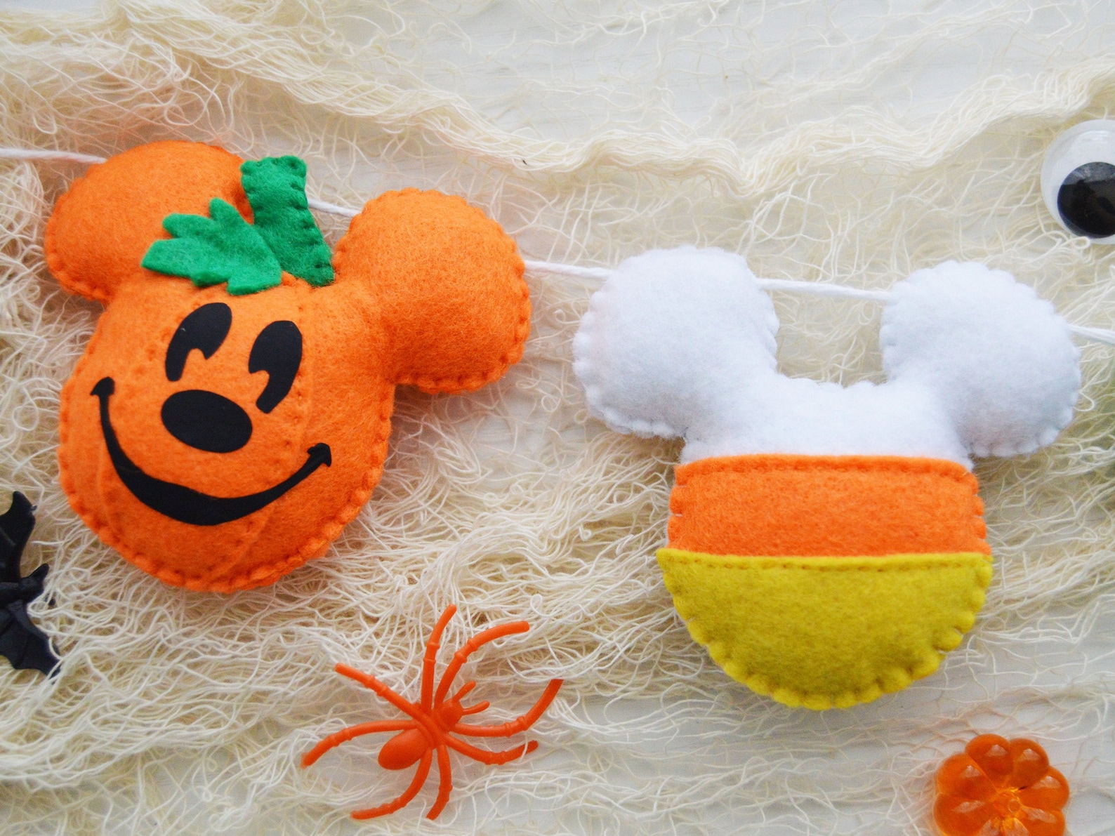 Mickey Halloween Garland, Halloween Decor, Halloween Garland, Mickey ...