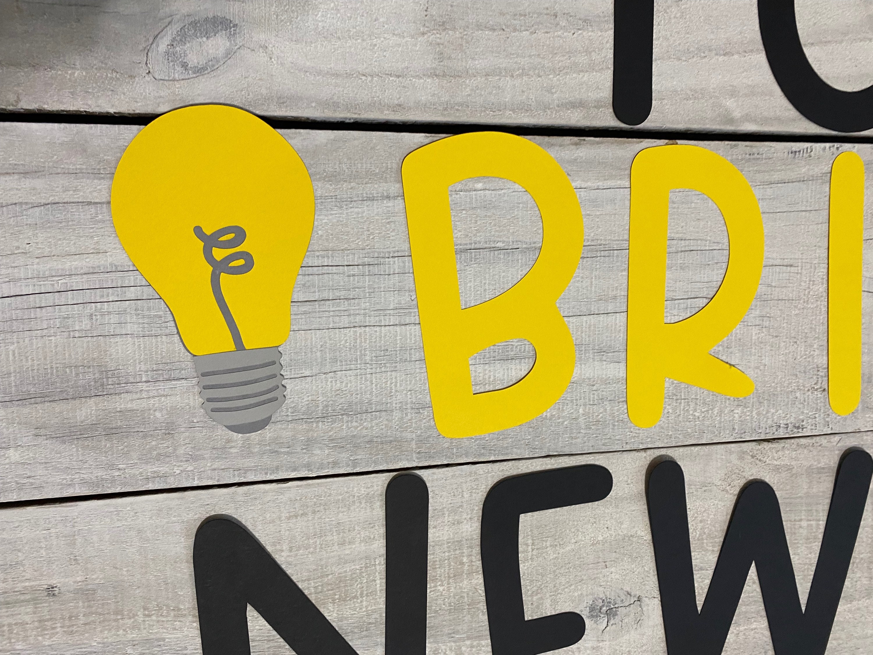 Welcome to a BRIGHT new year-Classroom Decor-Bright Light - Etsy.de