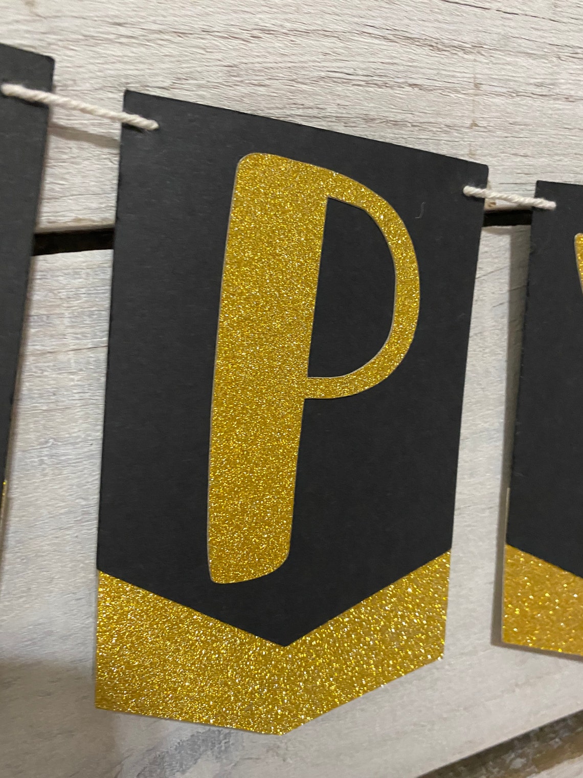 Happy New Year Banner: Black & Gold Glitter Pennant Garland - Etsy