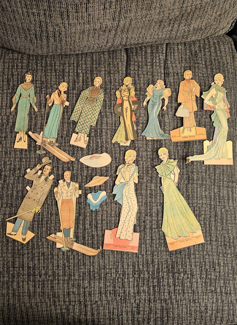 1930s NEWSPAPER Paper Dolls 30 Pieces - Etsy