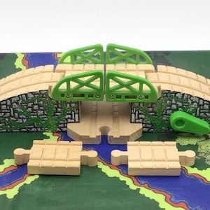 Thomas & Friends Stone Drawbridge Wooden Clickity Clack Train Track ...