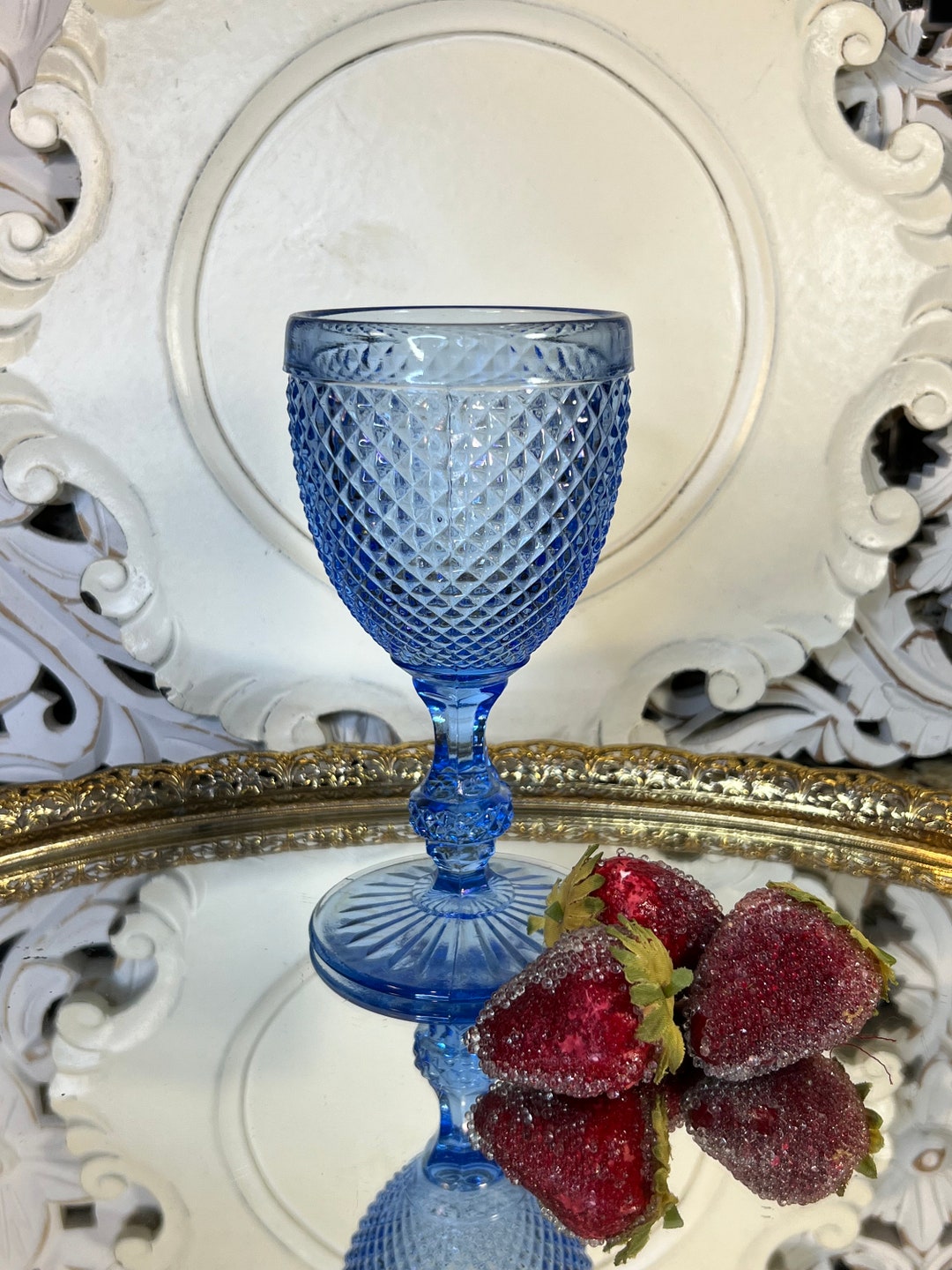 Viste Alegre Bicos Blue Diamond Point Wine Glass ~ Blue Diamond Point ...