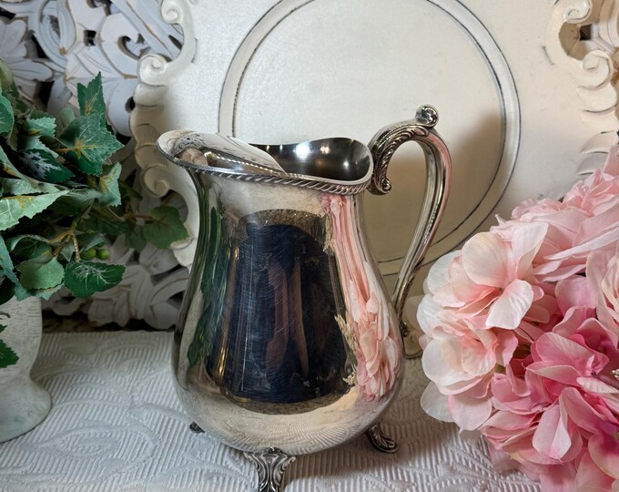 Oneida Serving Pitcher Silver Plate ~ Oneida Fiesta Water Pitcher ~ - Etsy