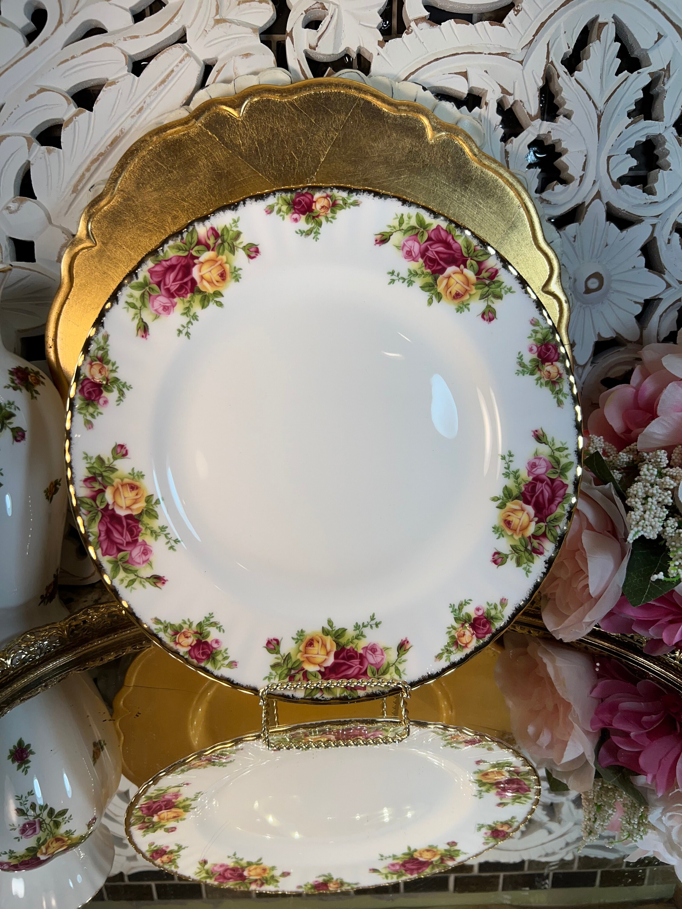 Old Country Roses Dinner Plates ~ Royal Albert Old Country Roses ...