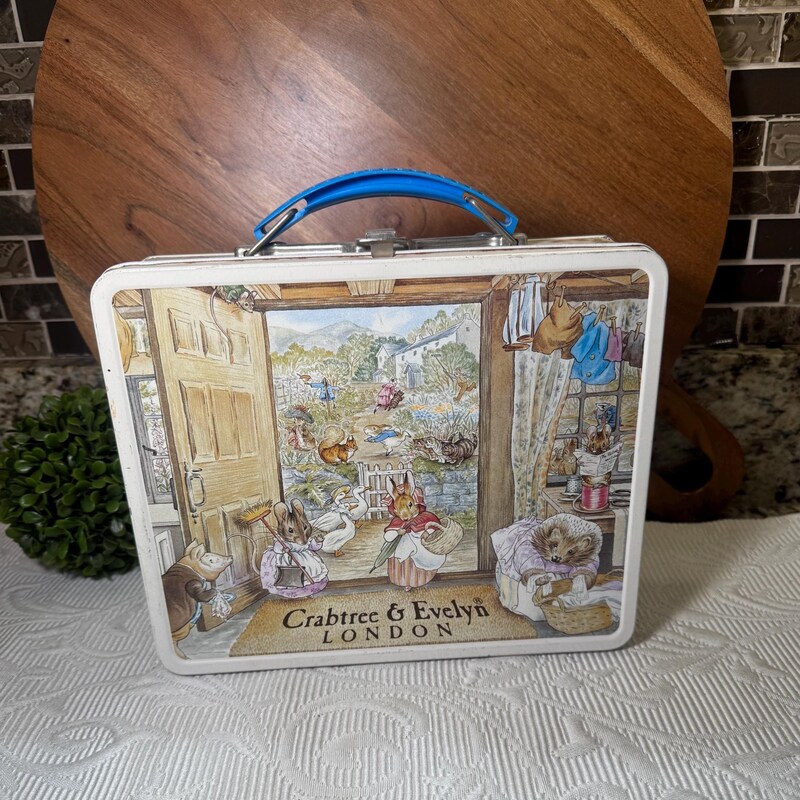Vintage Lunch Box - Etsy
