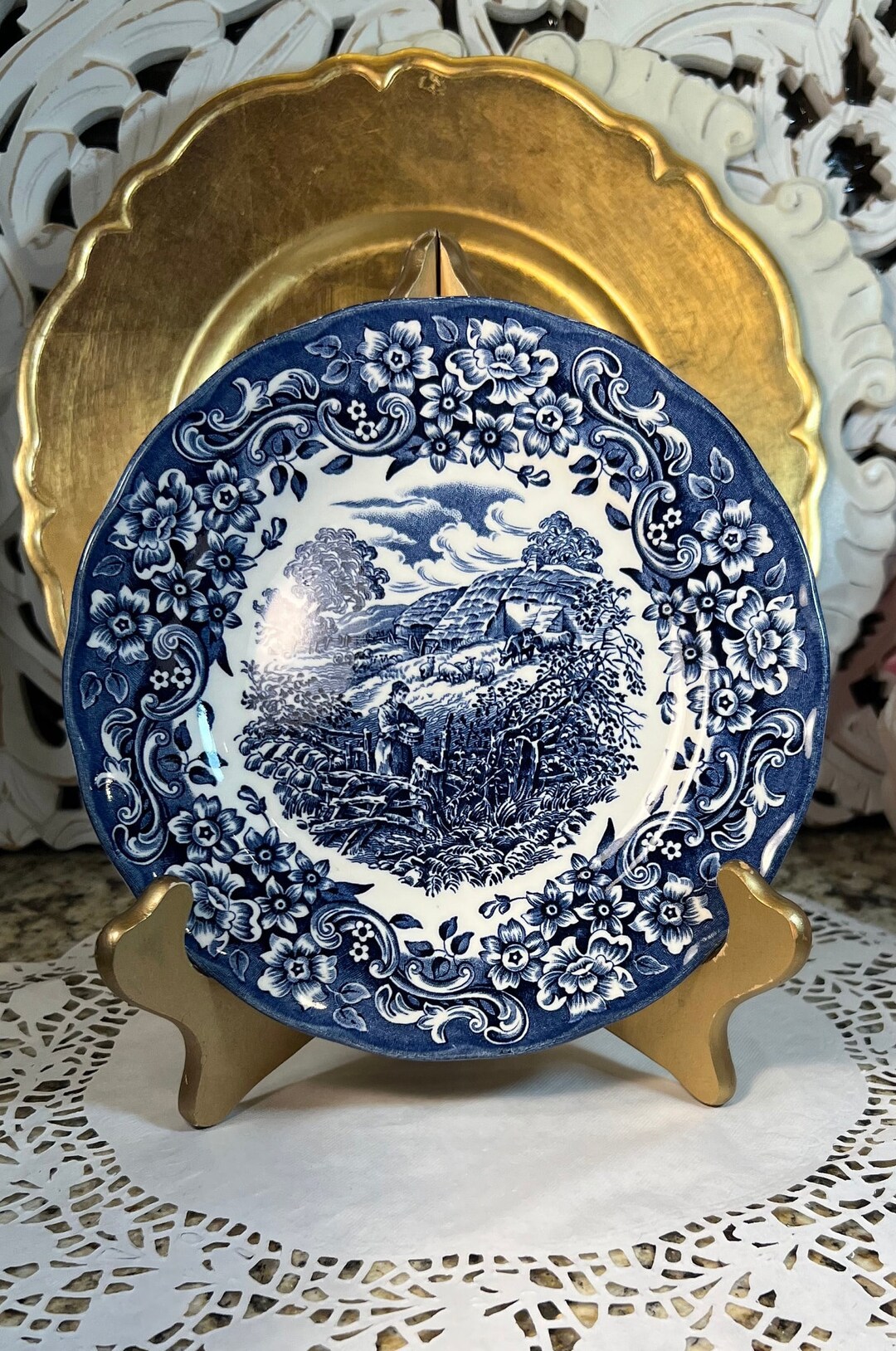 Blue and White English Scene Plates Called Red River ~ Blue ...