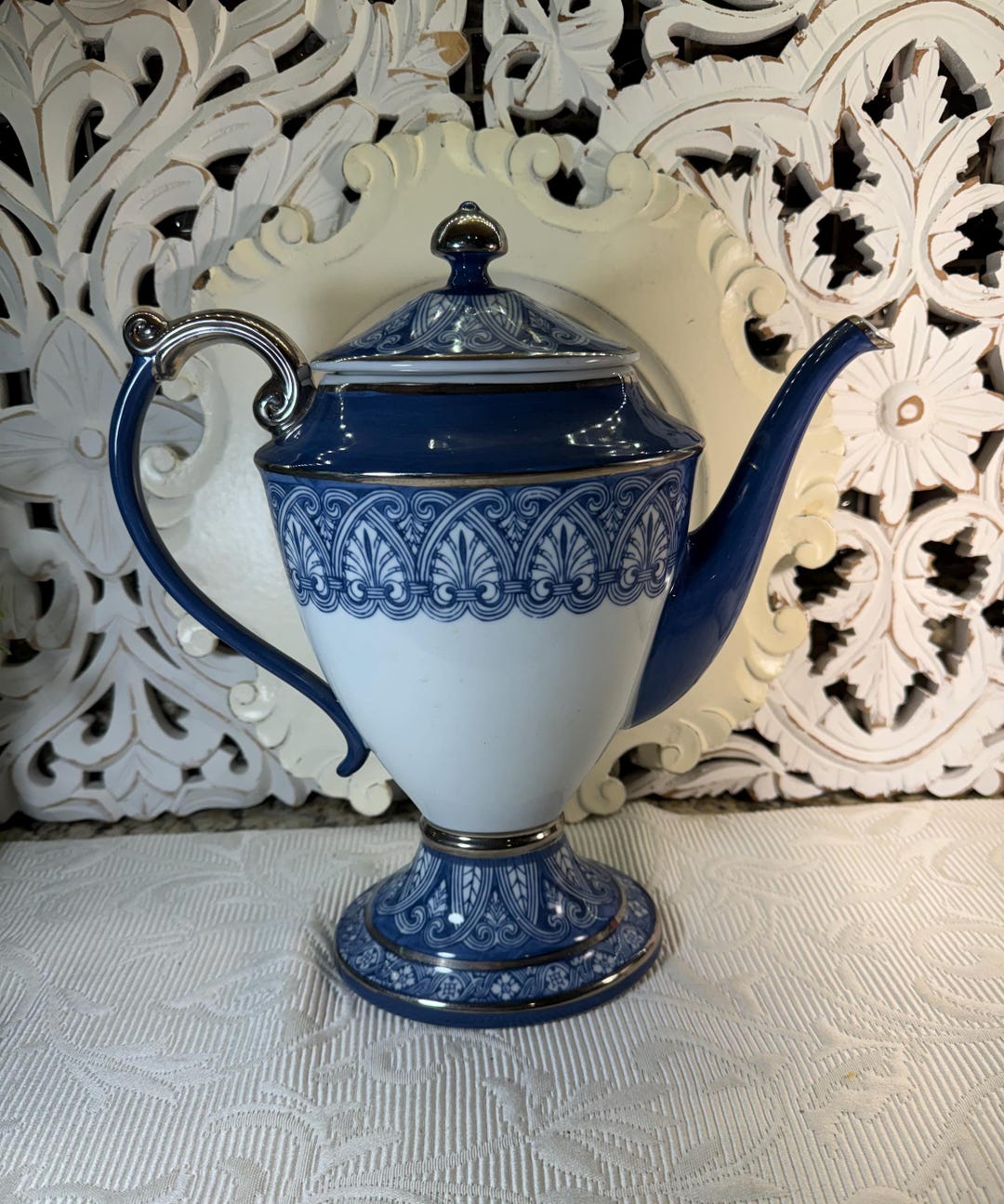 Bombay Co Blue and White Coffee Pot ~ Blue Porcelain Teapot/coffee Pot ...