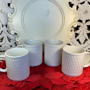 Wicker by Oneida Coffee Mugs Set of 4 White Wicker Basketweave Design ...