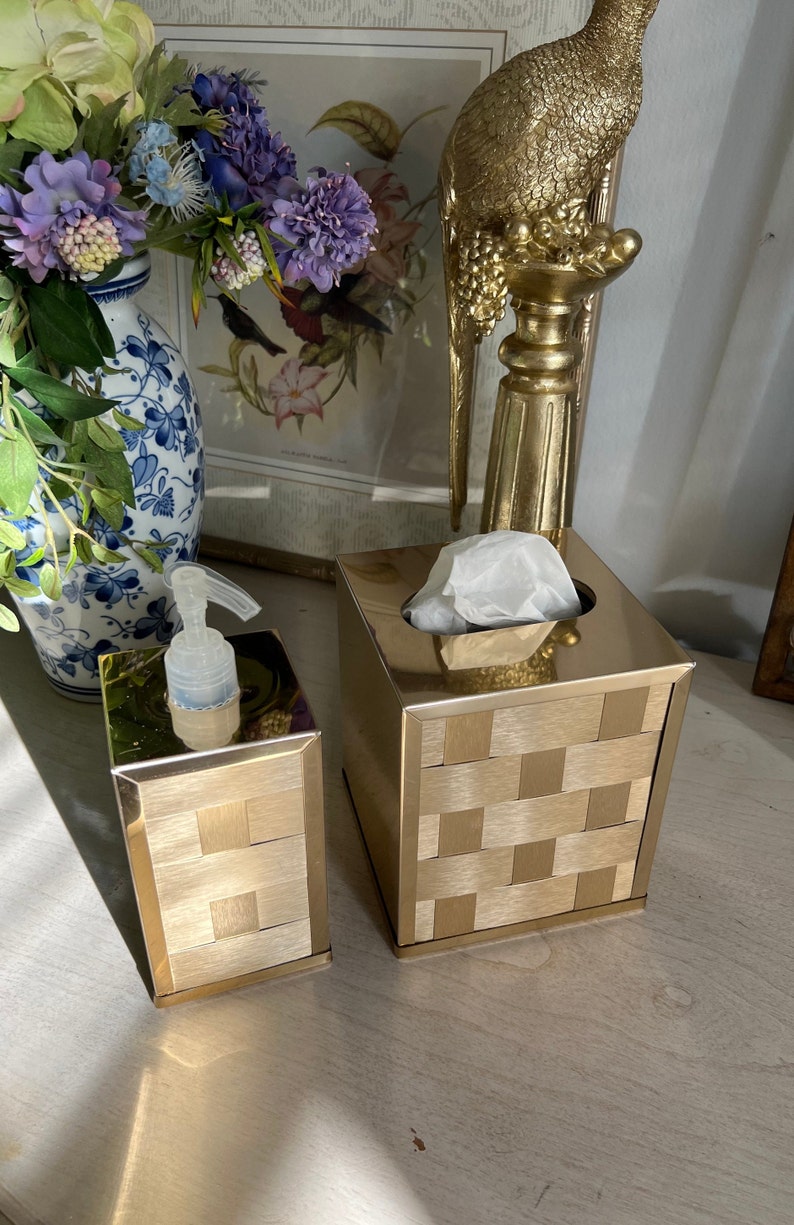 Vintage Stylebuilt Basketweave Pattern Hollywood Glam Tissue Holder ...