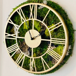 Moss Wall Art Clock, Moss Art, Wall Clock, Clock Decor, Gold Clock ...