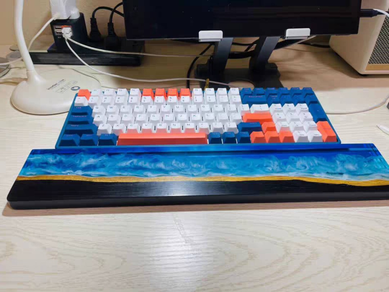Keyboard Wrist Rest, Resin Wrist Rest, Wood Wrist Rest, Resin Lamp ...