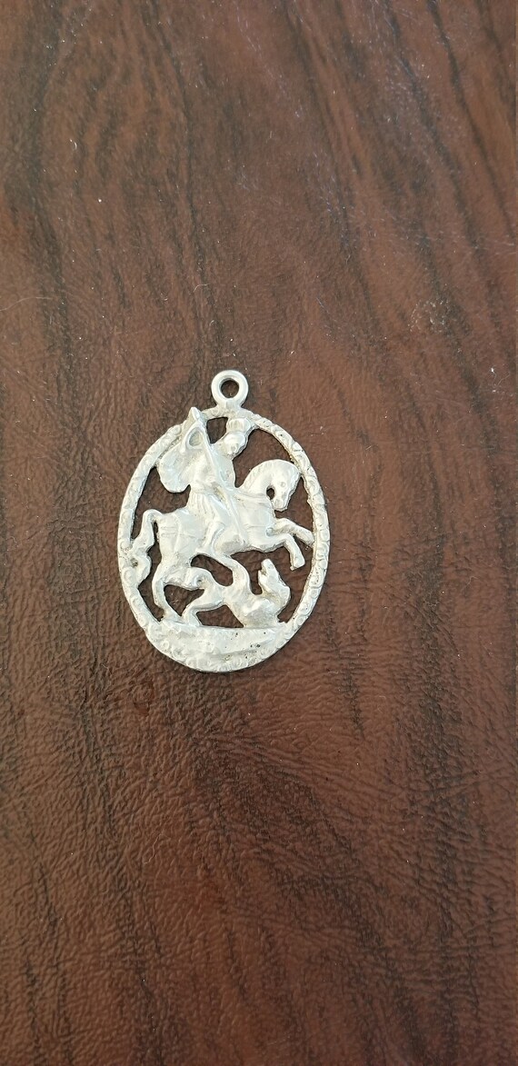 beautiful vintage open cut - Gem