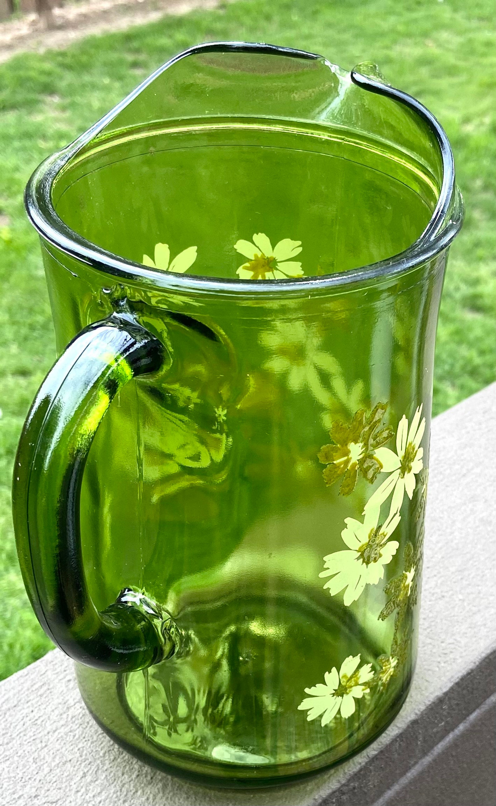 Vintage Pitcher Large Green Daisy 1960s Flower, Retro Floral Avocado ...