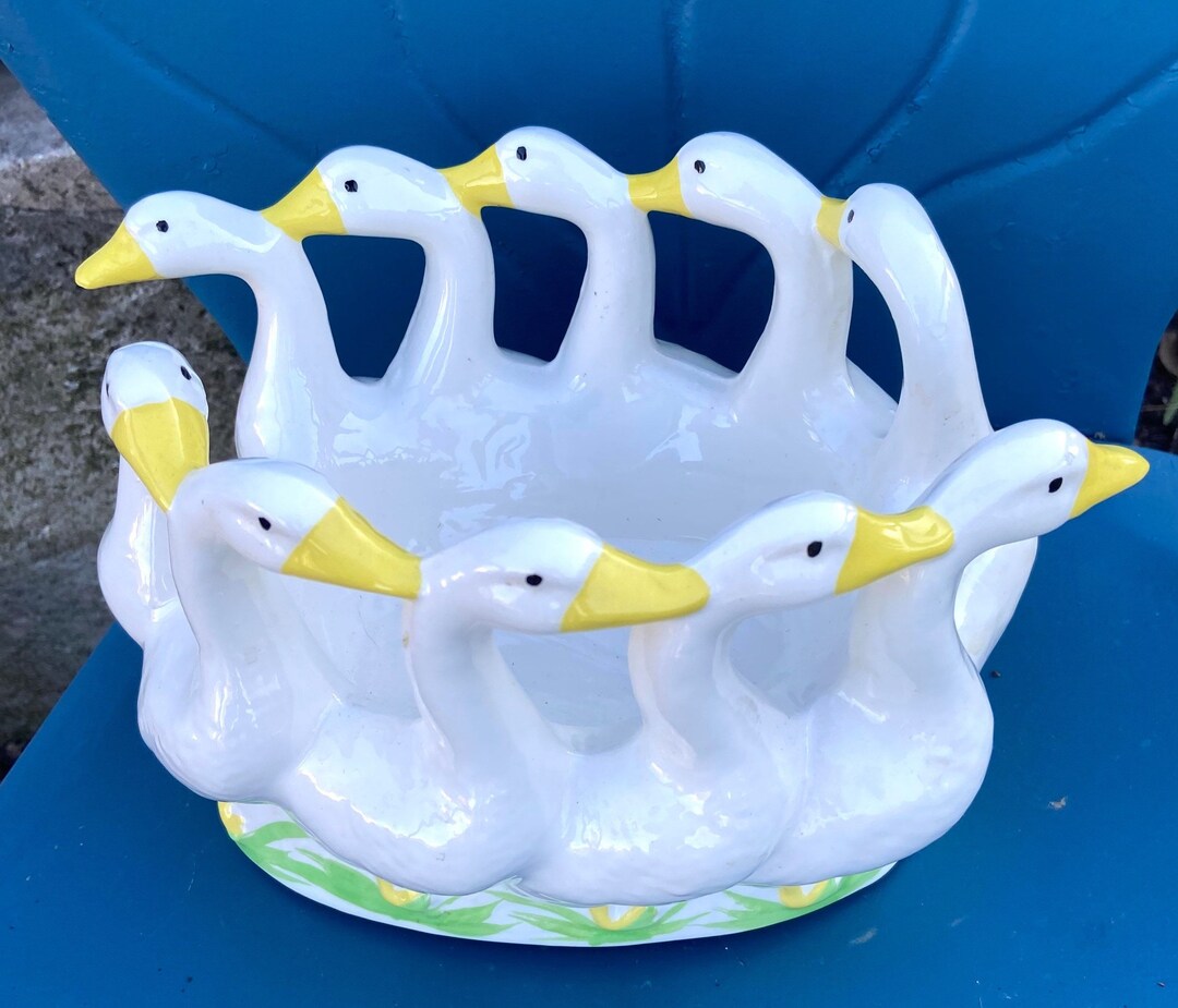 Vintage Easter Geese/goose/duck Planter Holder, Ceramic 10 Geese ...