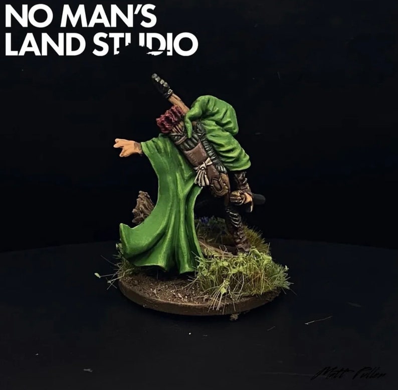 Pro Painted Fantasy D&D Elf Niena Miniature - 28mm COMMISSION - Painted ...