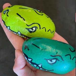 Rock Tic Tac Toe Board, Gator-themed Tic-tac-toe Board, Hand-painted ...