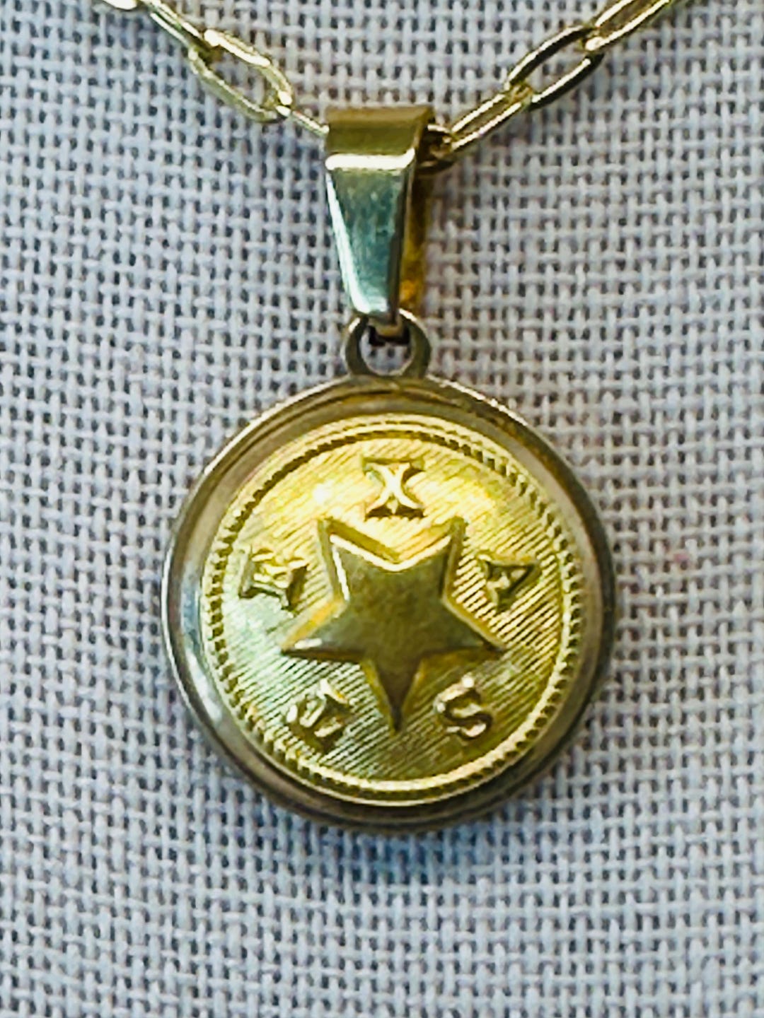 Small State Seal of Texas Star Button on Paperclip Chain - Etsy