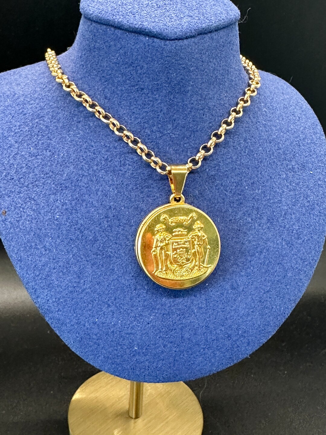 Wisconsin State Seal Button Pendant on a Rolo Chain - Etsy