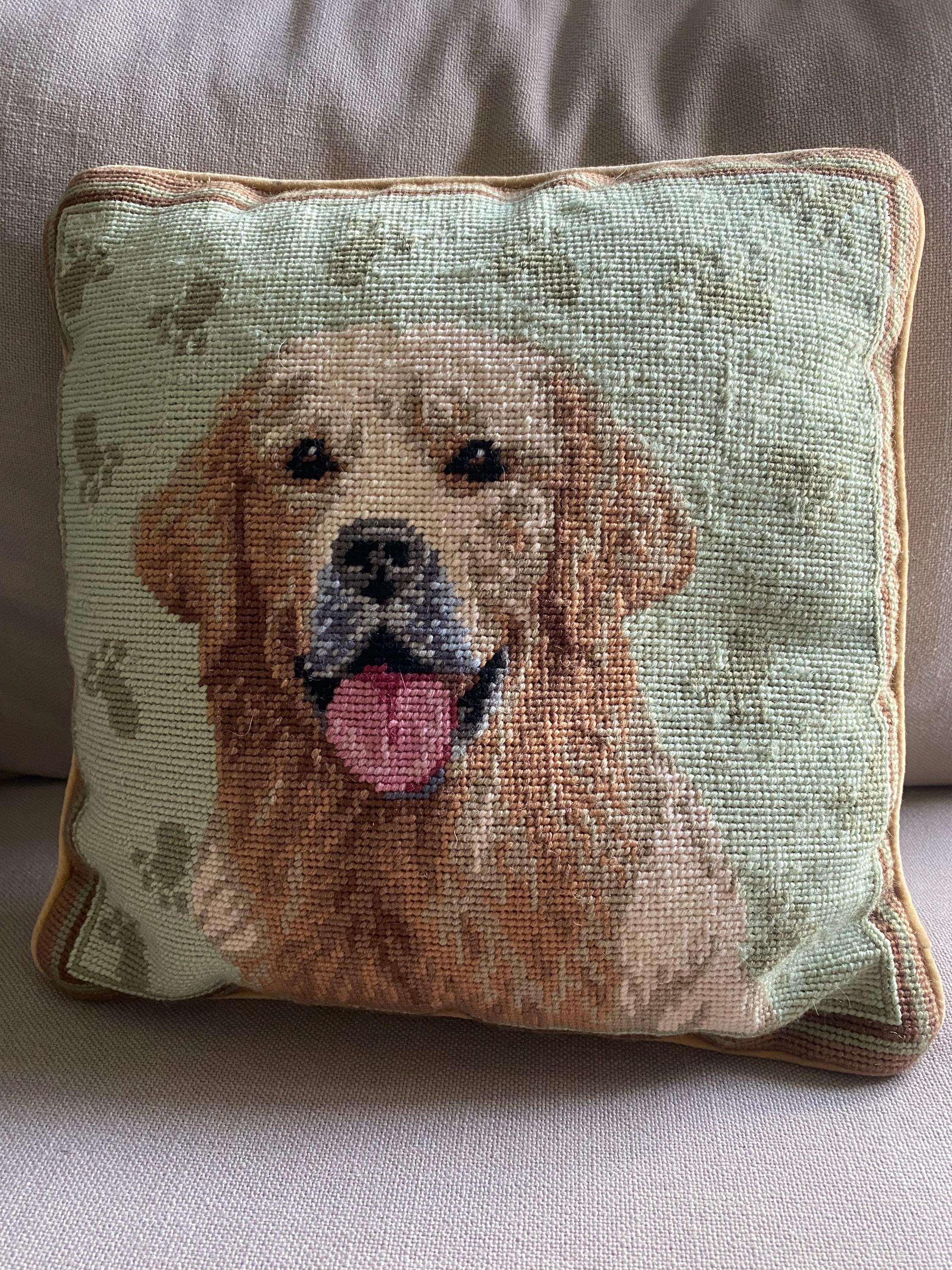 Needlepoint Golden Retriever Pillow - Etsy