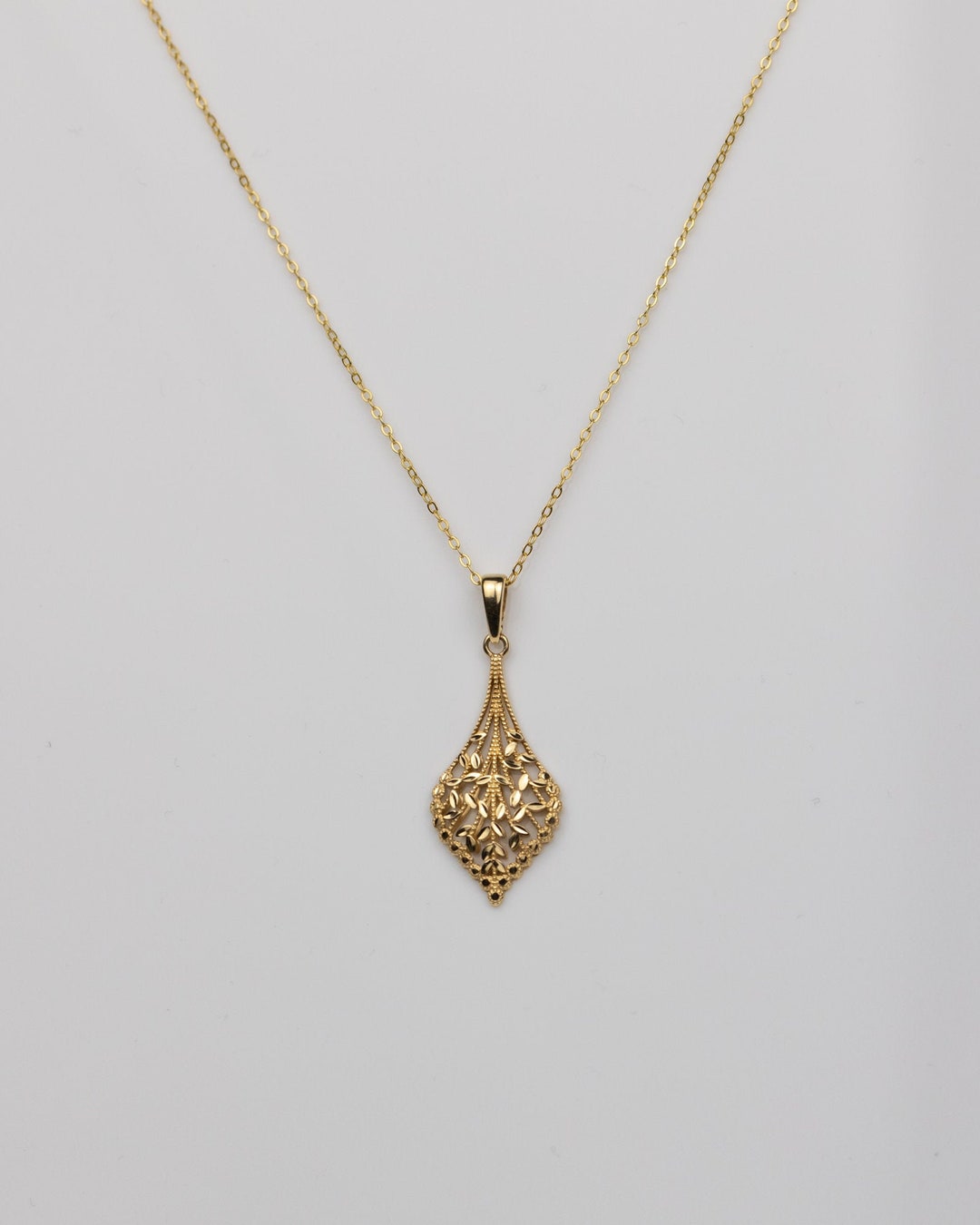14k Gold Rhombus Pendant, 3d Diamond Shape, Solid Gold, Filagree Heart ...