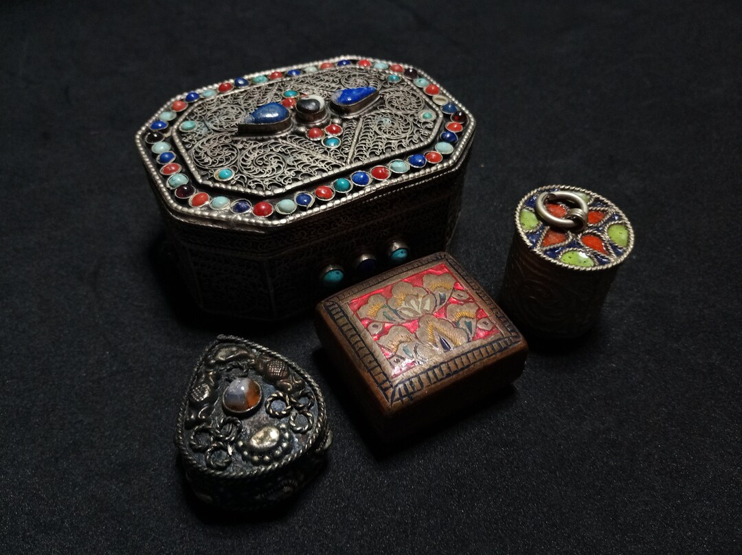 Vintage Ethnic Style Boxes. Small Antique Pill Box. Decorative Boxes ...