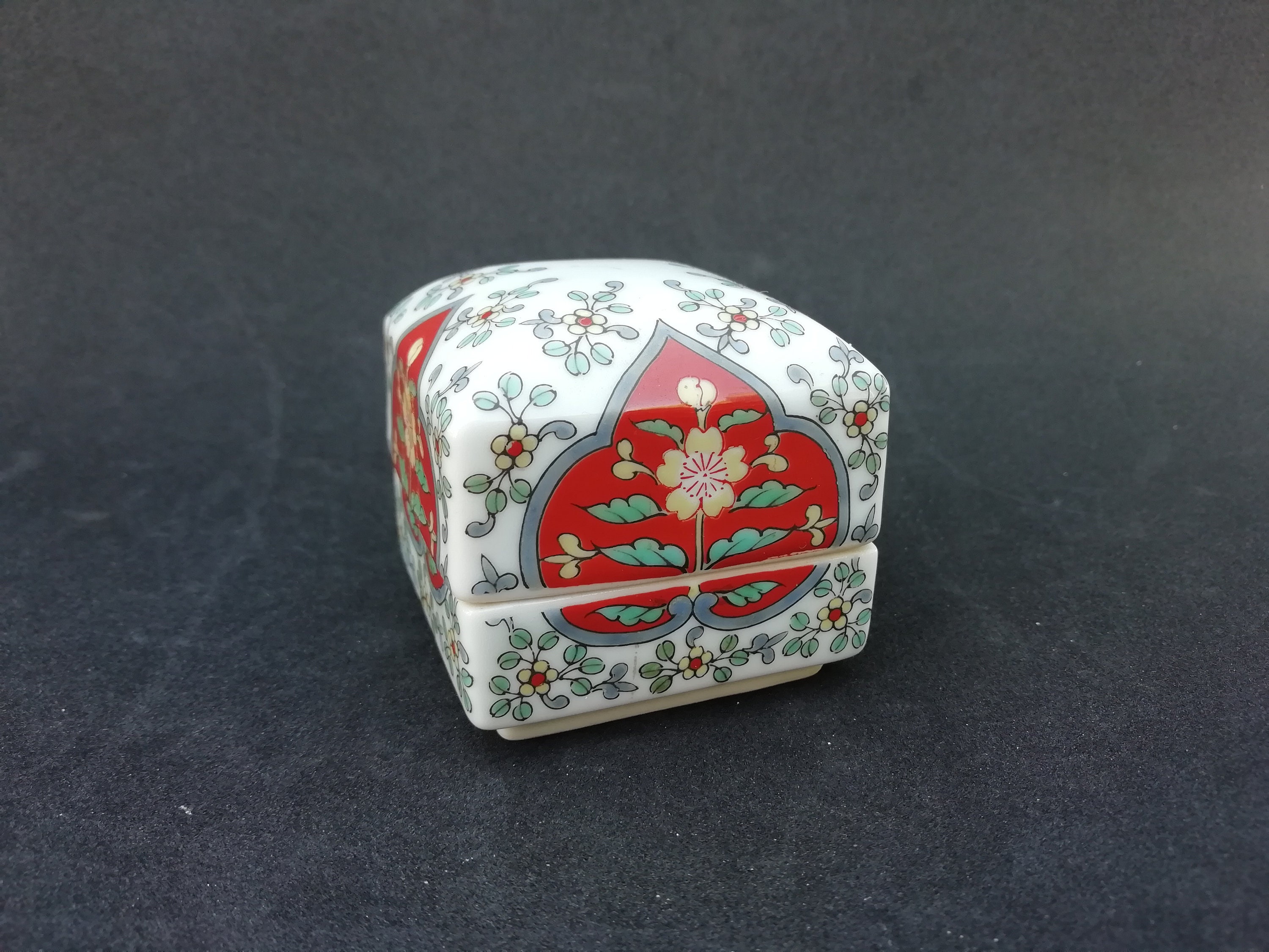 Japanese Porcelain Box With Green Stamp on the Base and Original Shape ...