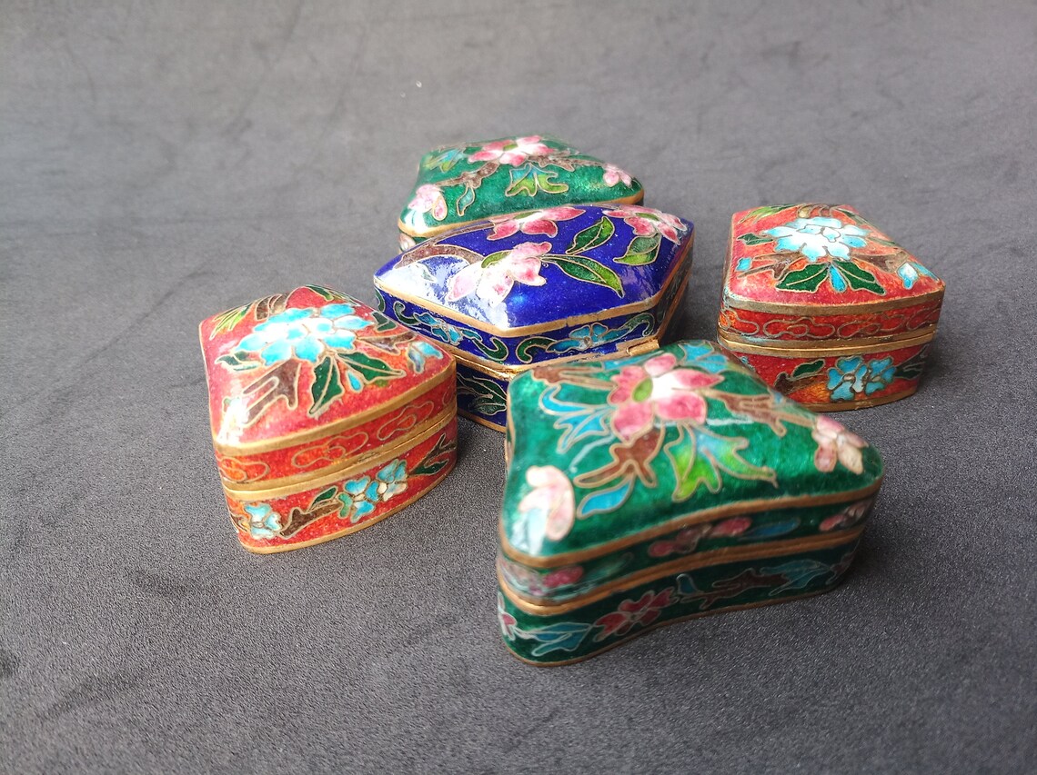 Vintage Ancient Cloisonne Trinket Boxes, Collection Pill Boxes. Chinese ...