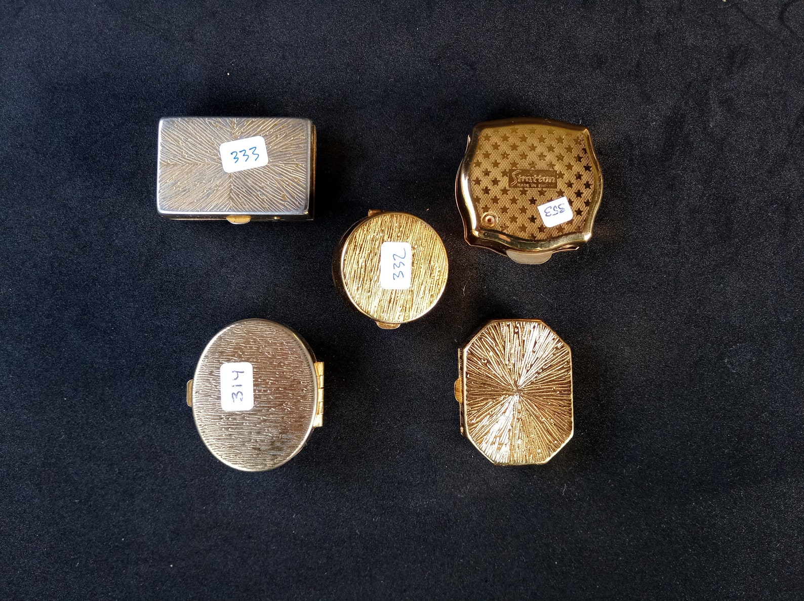 Vintage Metal and Resin or Enamel Pill or Snuff Box Ashtray. Cameo With ...