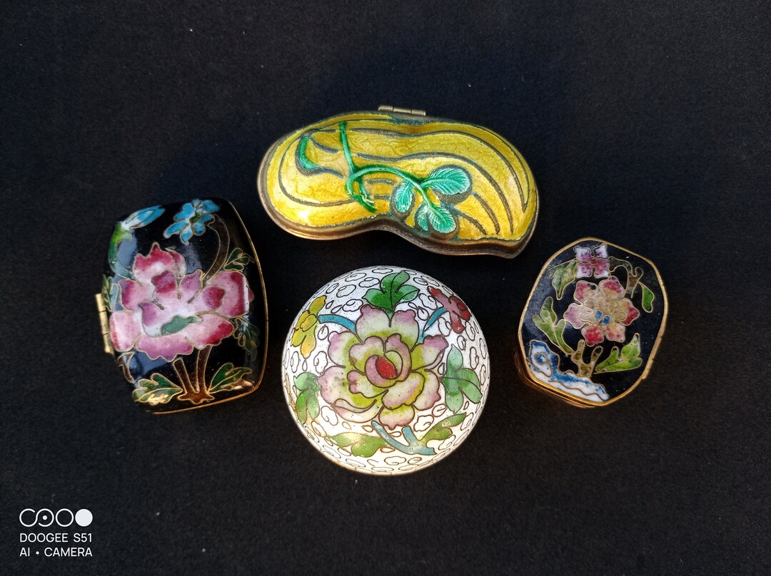 Ancient Cloisonne Pill Box, Collection Jewelry Boxes. Chinese Enamel ...