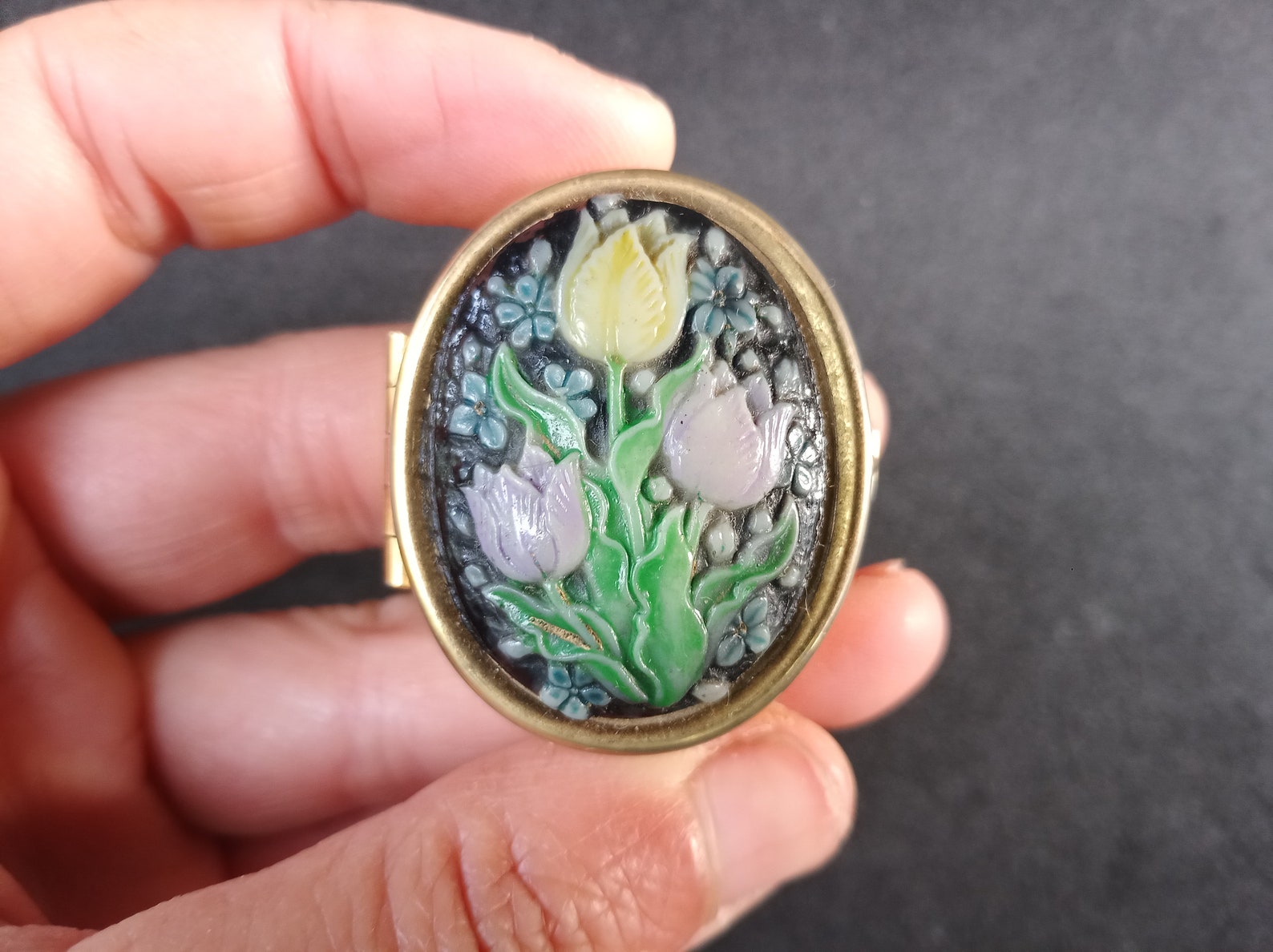 Vintage Metal and Resin or Enamel Pill or Snuff Box Ashtray. Cameo With ...