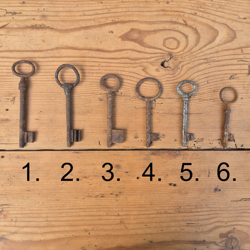 Skeleton Key Decor - Etsy