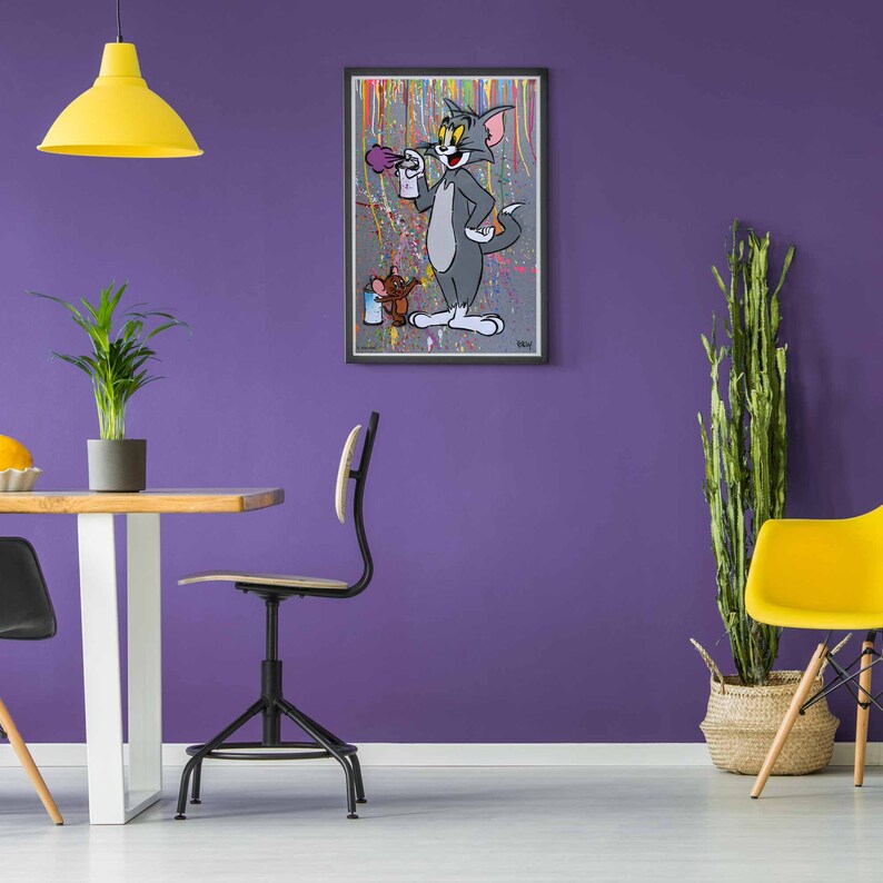 Tom und Jerry Street Art Graffiti Beton Beton Hintergrund Violett Spray ...