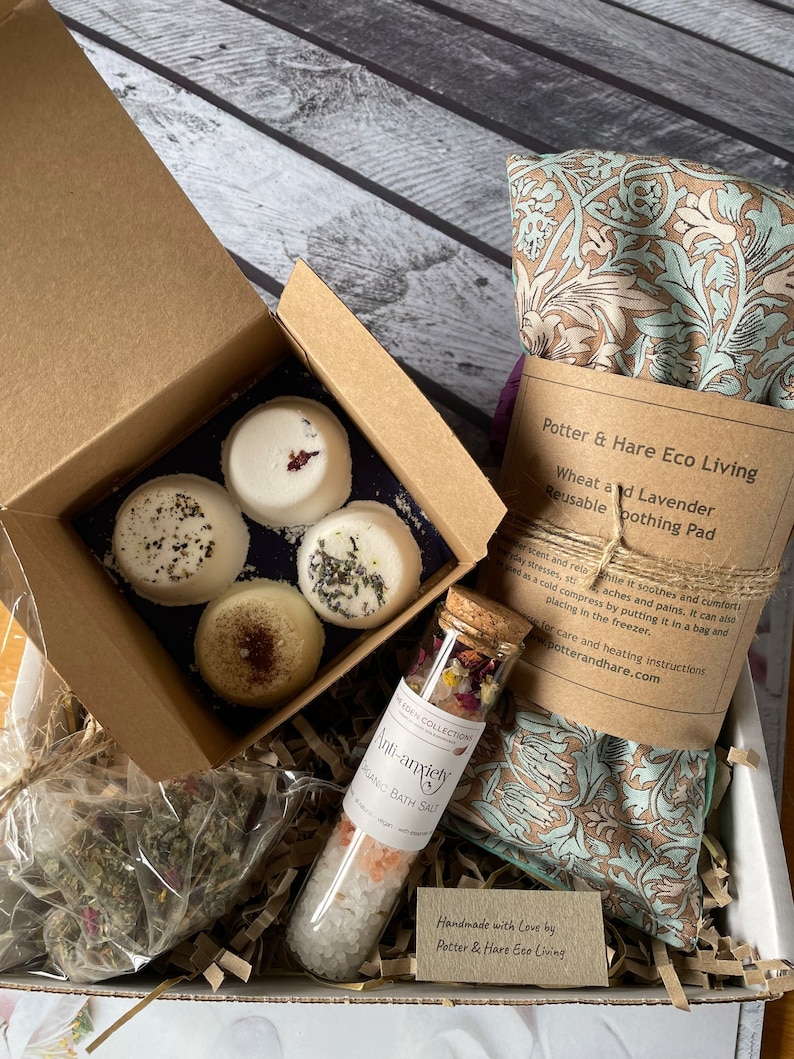Menopause Gift Box: Handmade Aromatherapy Spa Set - Etsy