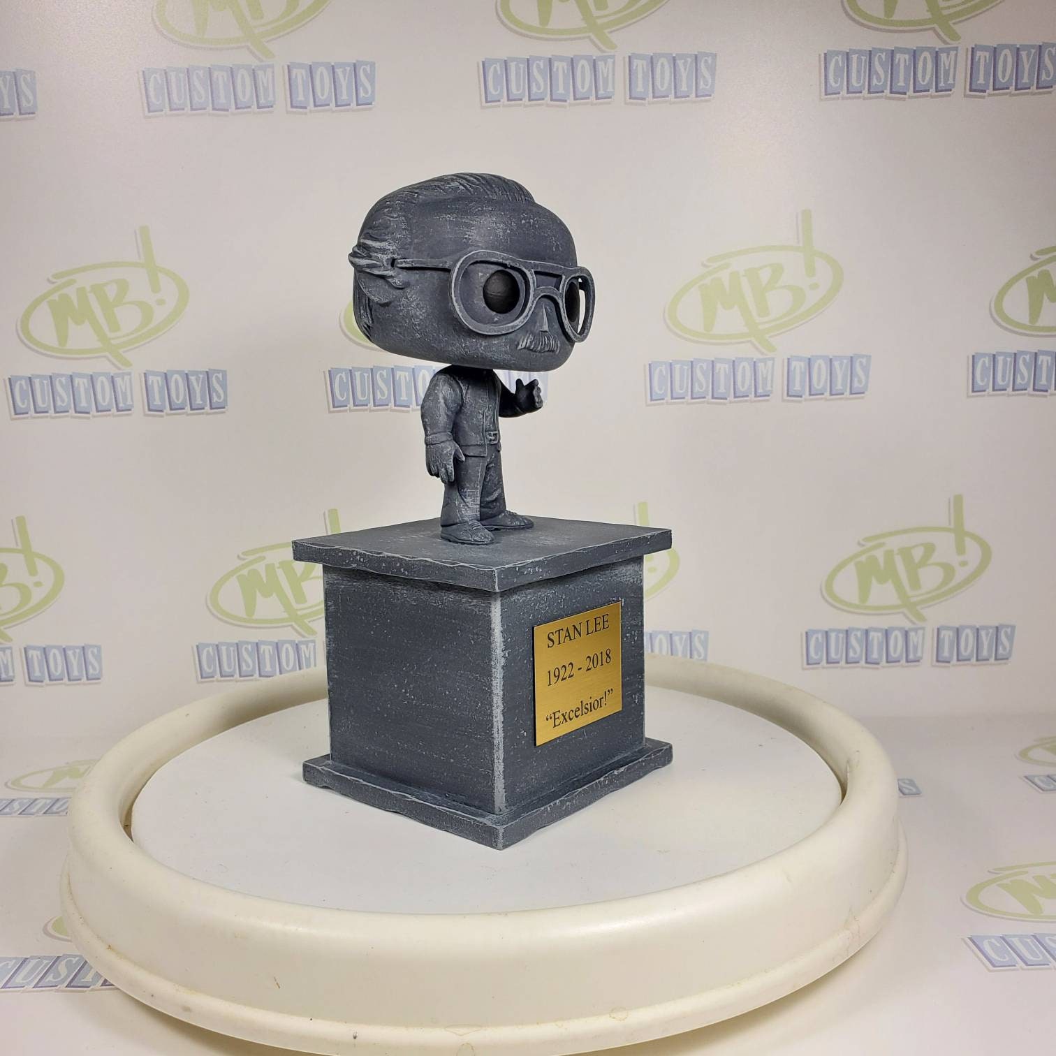Custom Funko Pop Stan Lee Memorial Statue - Etsy
