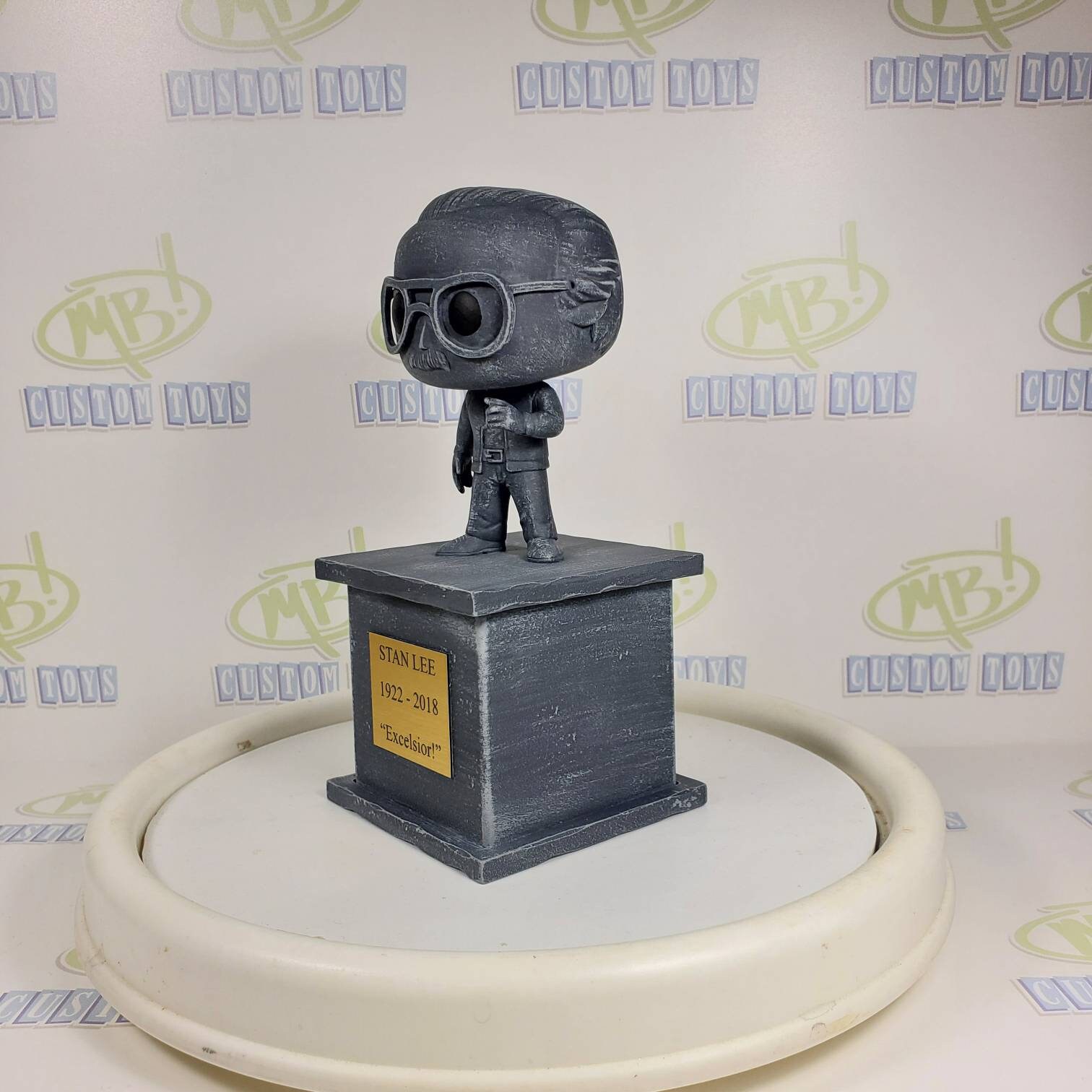 Custom Funko Pop Stan Lee Memorial Statue - Etsy