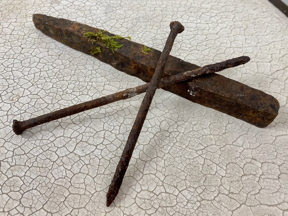 Retro Rustic Nails and Bolt 19th Century Rusty Construction - Etsy