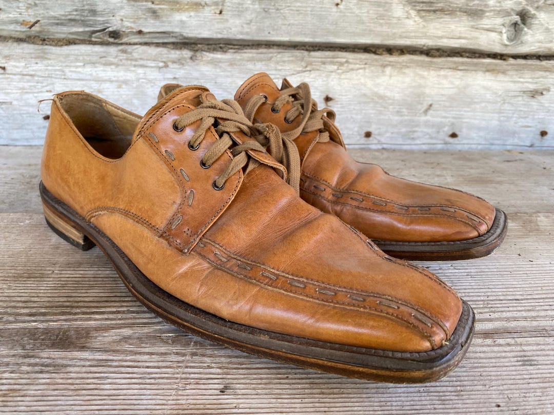 Sapatos masculinos vintage da NAVYBOOT, camelo quadrado marrom claro ...