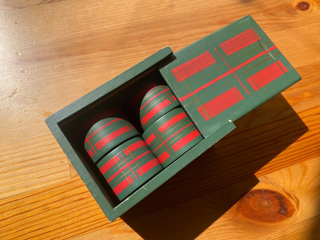 Vintage Napkin Rings, Boxed Set of 4 Serviette Holders, Green Red Table ...