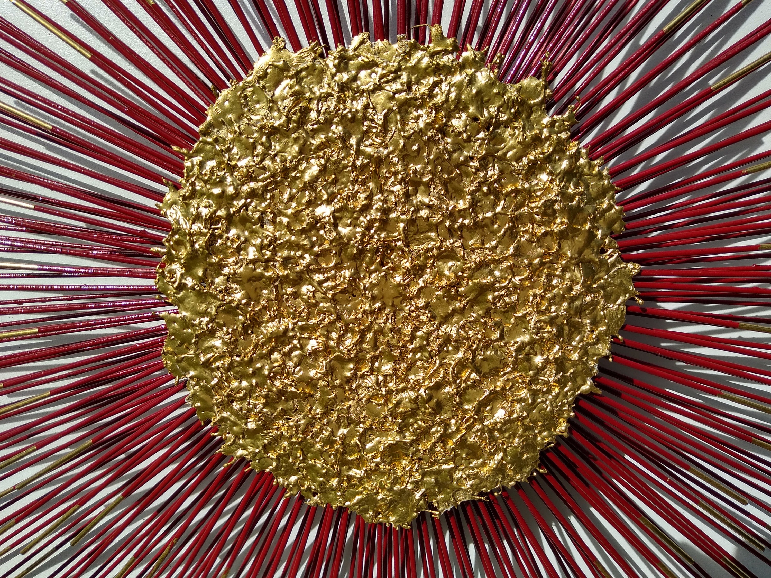 Merlot and Gold Three Tier Sunburst With Gold Brass Center and Gold ...