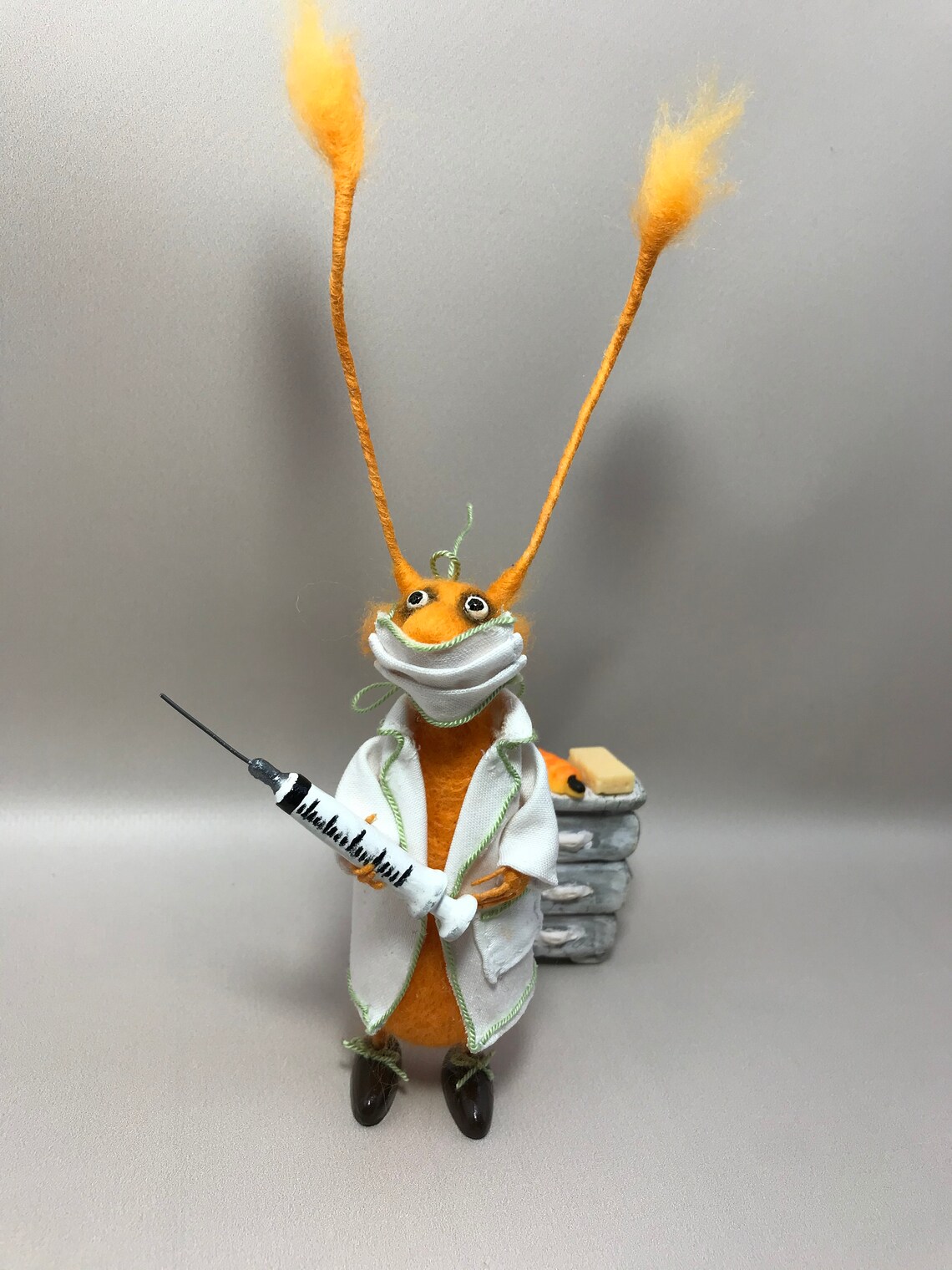 Wool Felted Doctor Roach Figurine, Handmade Miniature Decor - Etsy