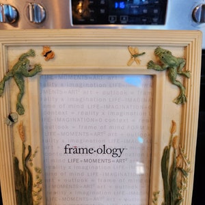 Solid, Heavy 8 X 10 Picture Frame With Frogs - Etsy