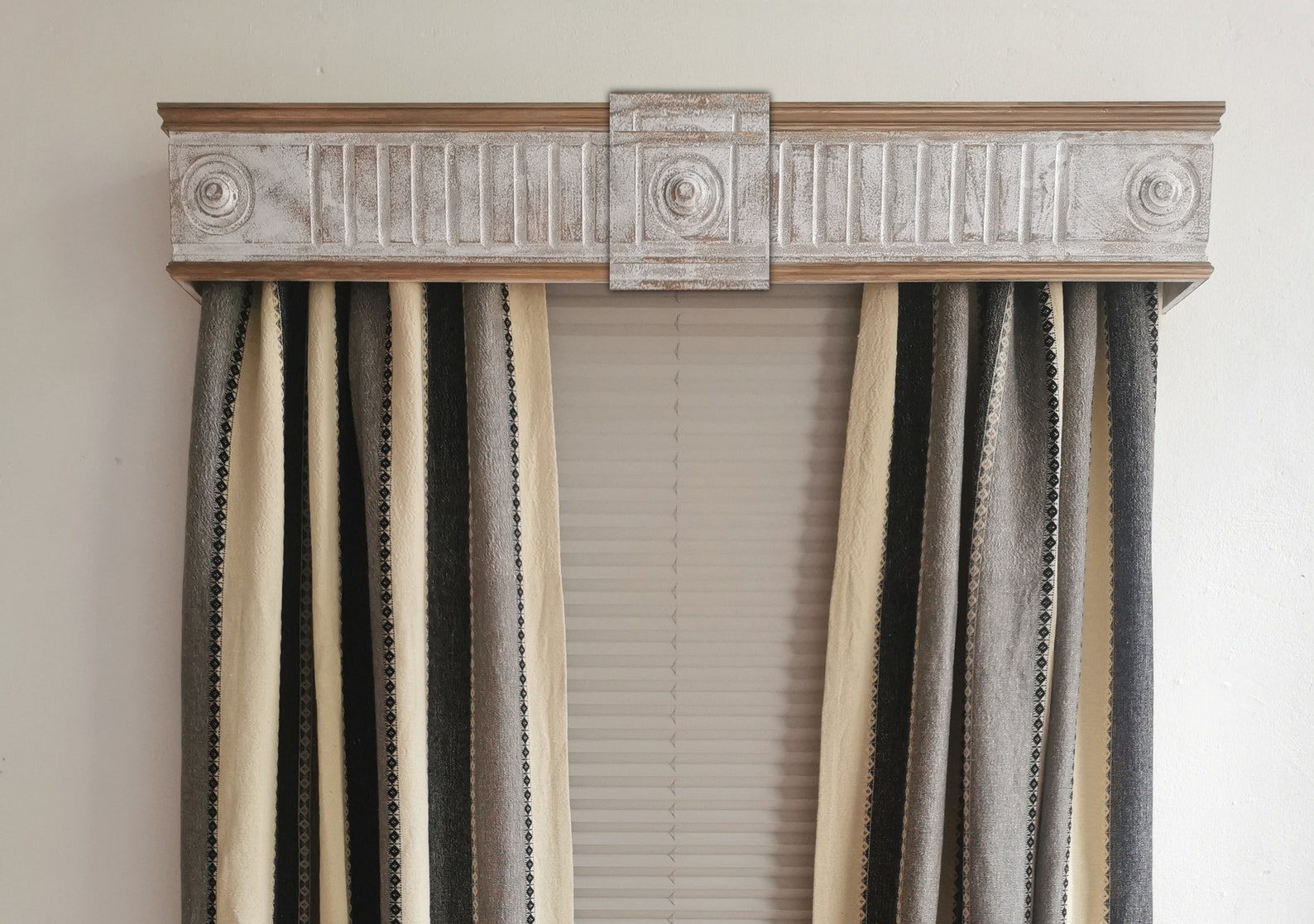 Bronze Pillar Window Cornice With Golden Lines - Etsy