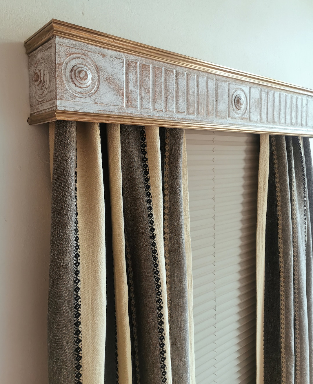 Bronze Pillar Window Cornice With Golden Lines - Etsy