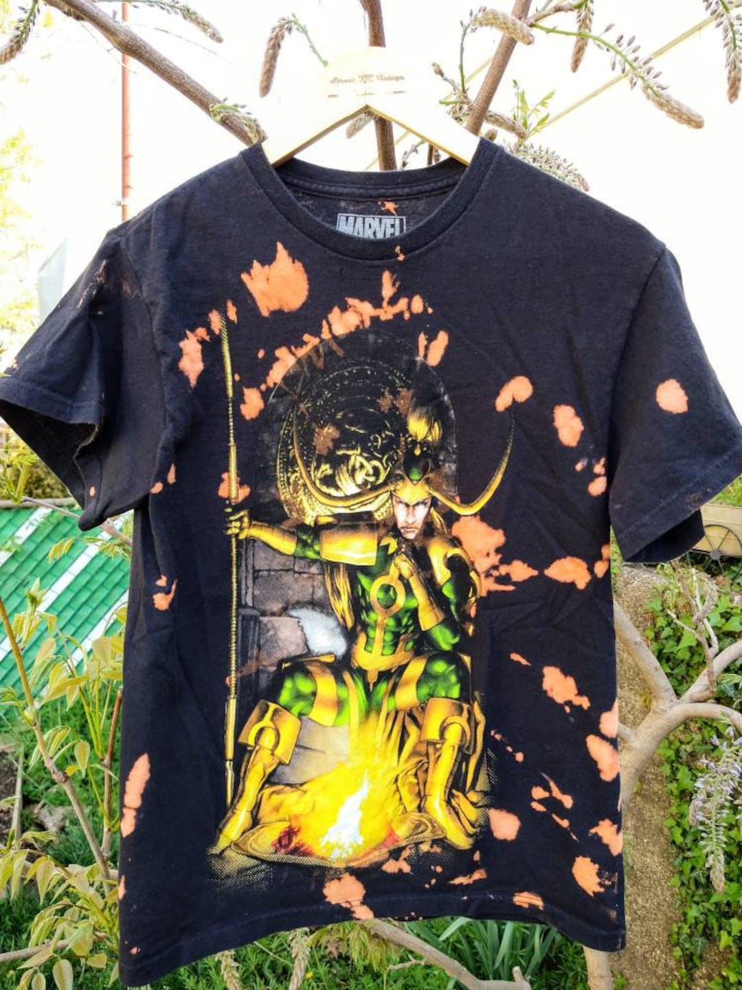 Vintage l'un des comics Loki inverse tie dye taille moyenne de Marvel ...